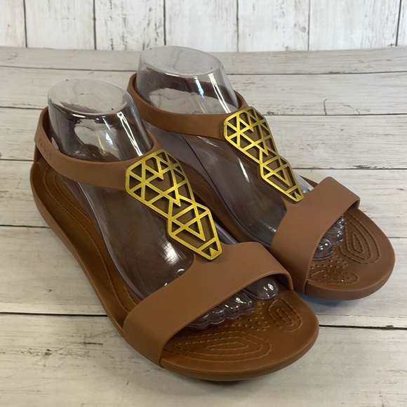 CROCS | Shoes | Crocs Brown Serena Diamond Embellished Sandal | Poshmark